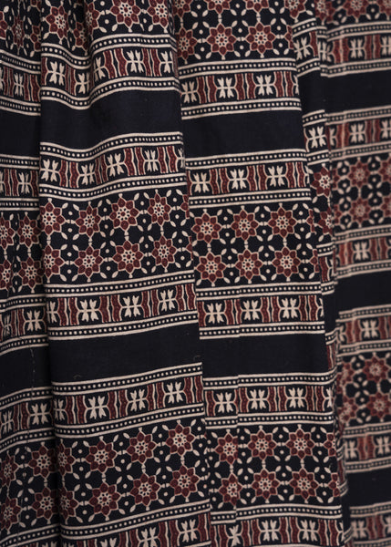 Black Linear Geometric Print Cotton Ajrakh Fabric – Sujatra