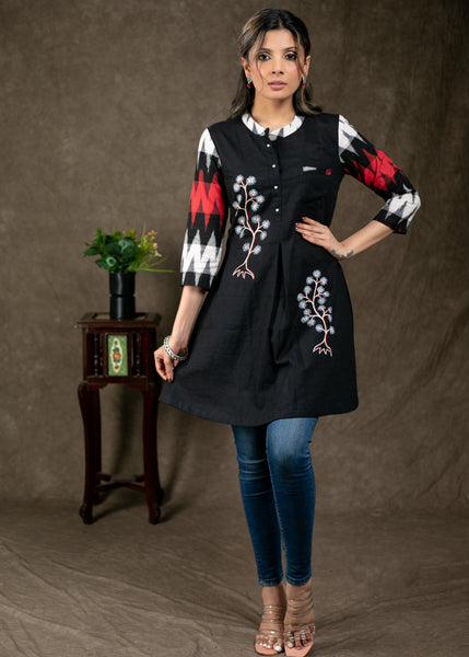 Beautiful Hand painted Black Cotton Tunic with Ikat Combination – Sujatra